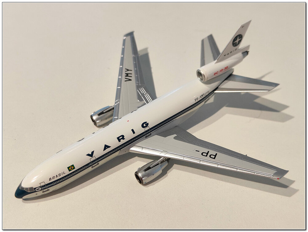 Модель коллекционная AEROCLASSICS Douglas DC-10-30 varig pp-vmy (длина 13,77 см)