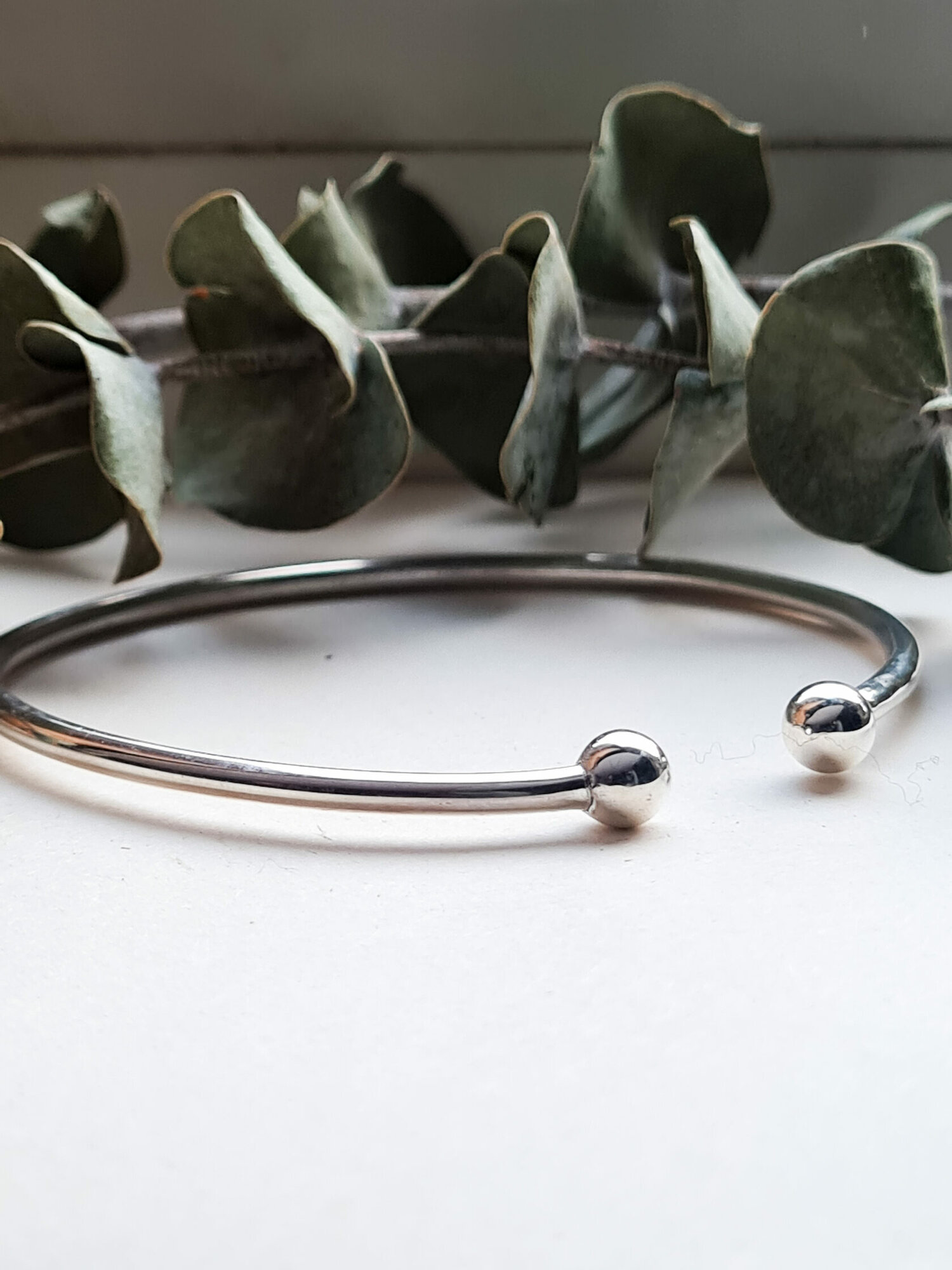 Жесткий браслет, серебро, 925 проба, серебрение