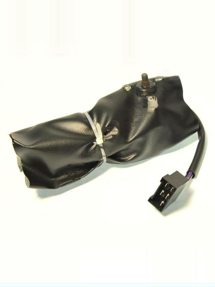 Мотор стеклоочистителя ВАЗ 2110, 2111, 2112, 2123, d10мм, стар/об, VWF 0110, 21100-5205015-21