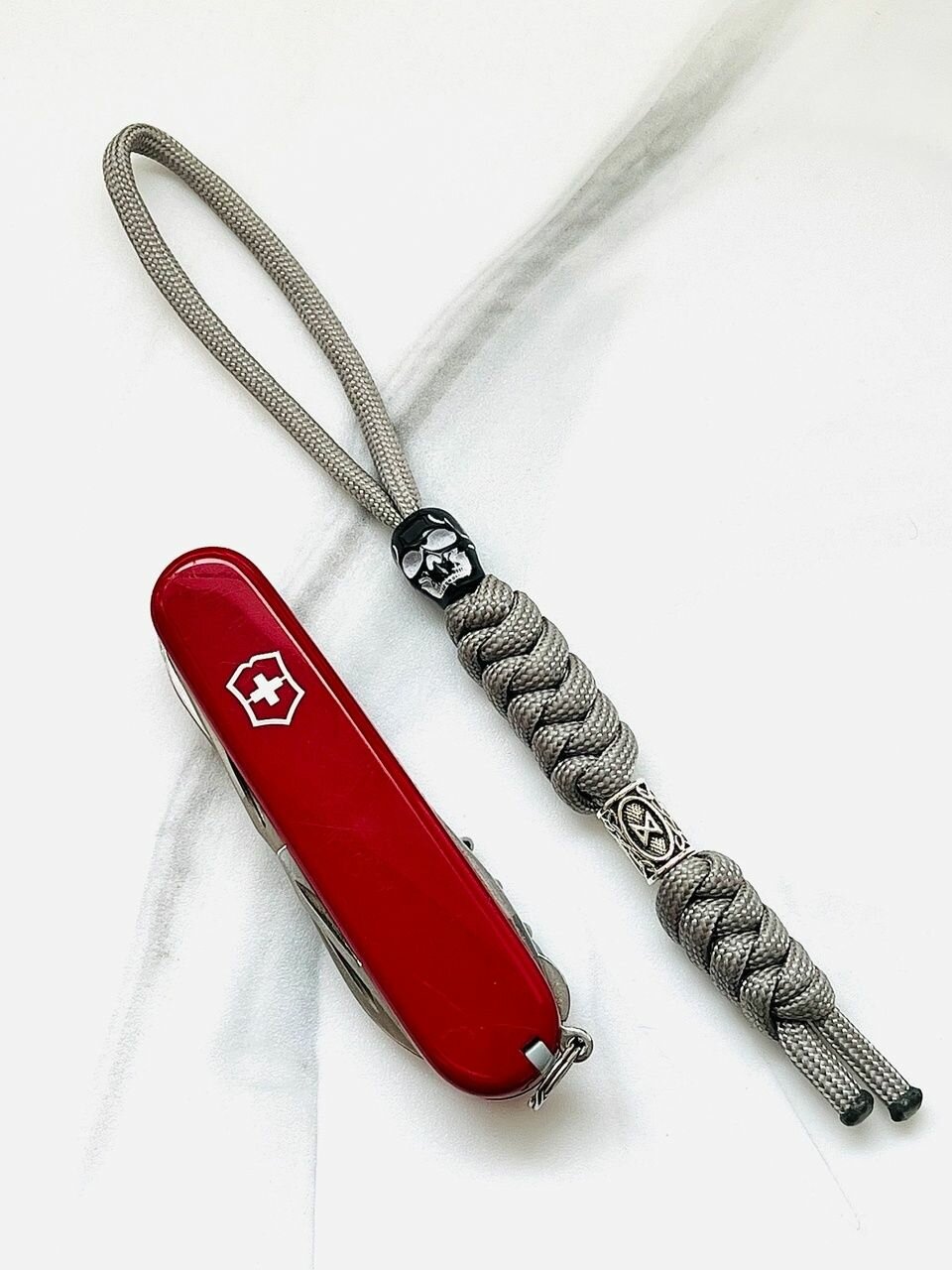 Темляк для ножа