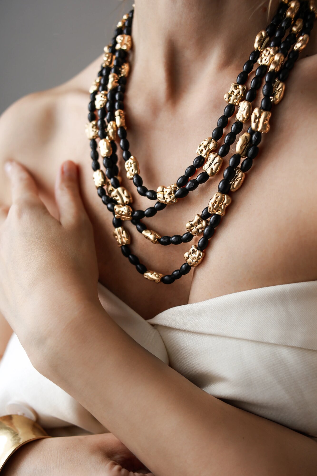 Колье, дерево