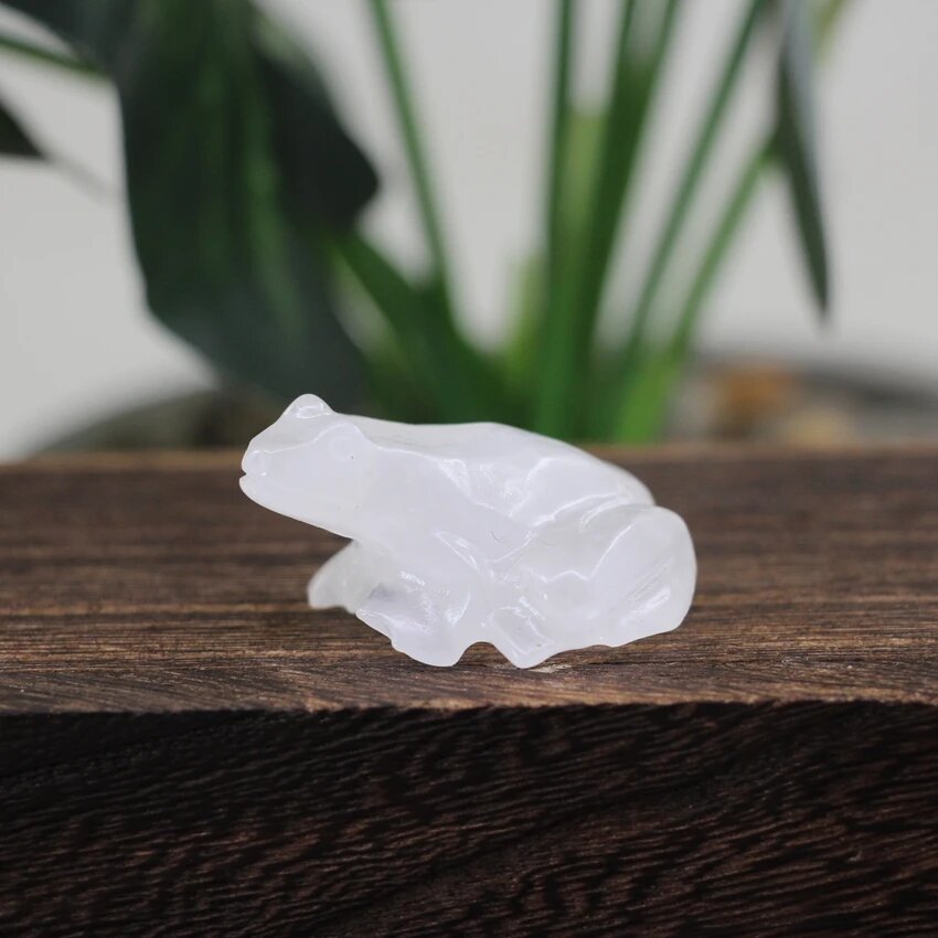 Статуэтка лягушки из розового кварца и опала Белый, White Crystal
