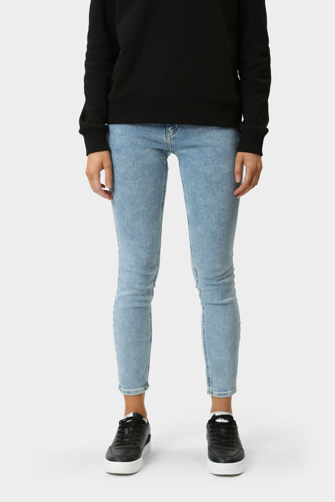 Джинсы классические 