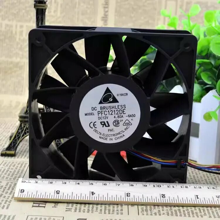 PFC1212DE 12V 4.8А 12CM Вентилятор охлаждения 120*120*38mm
