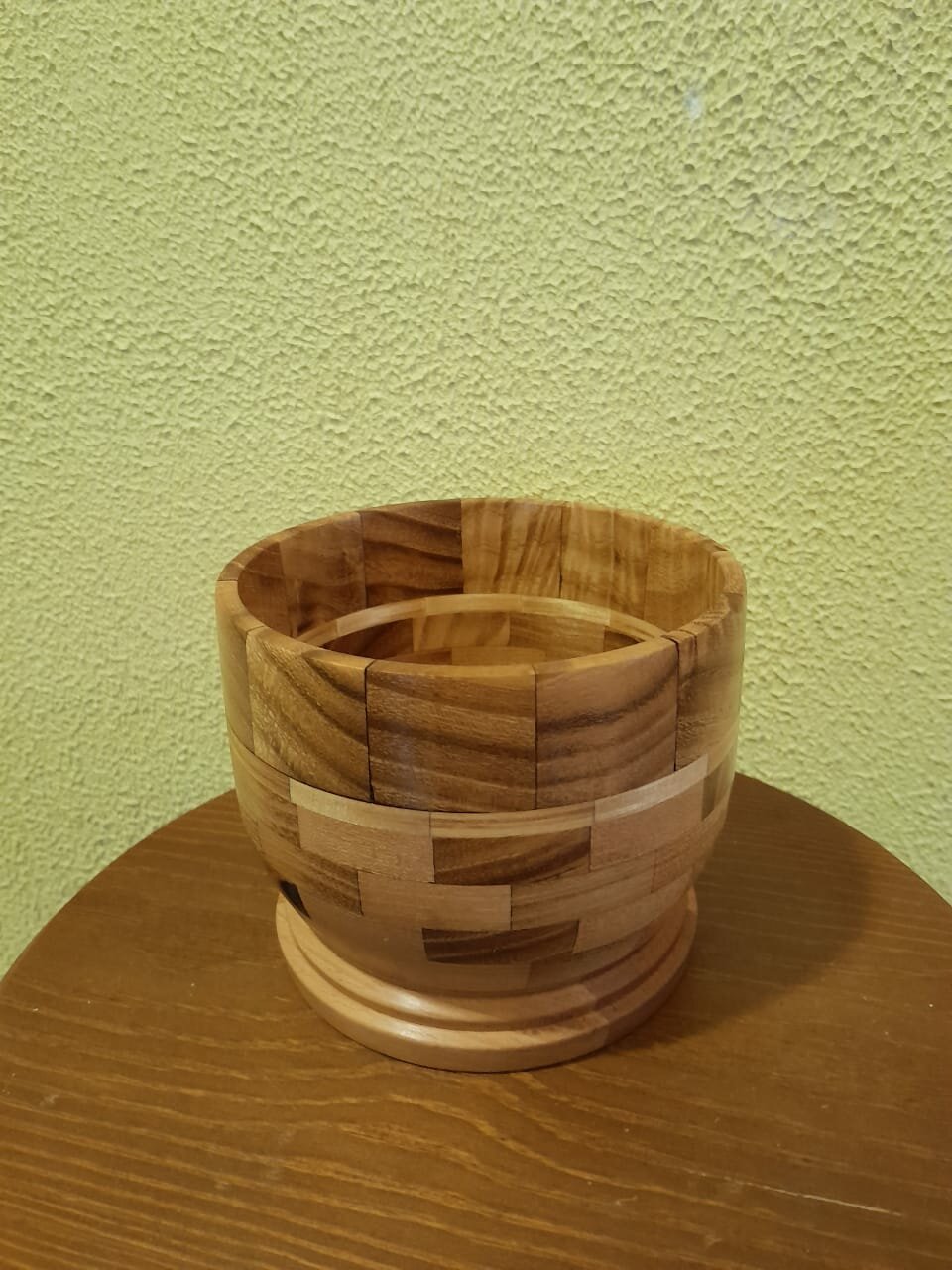 Ваза из дуба и бука. Деревянная посуда.