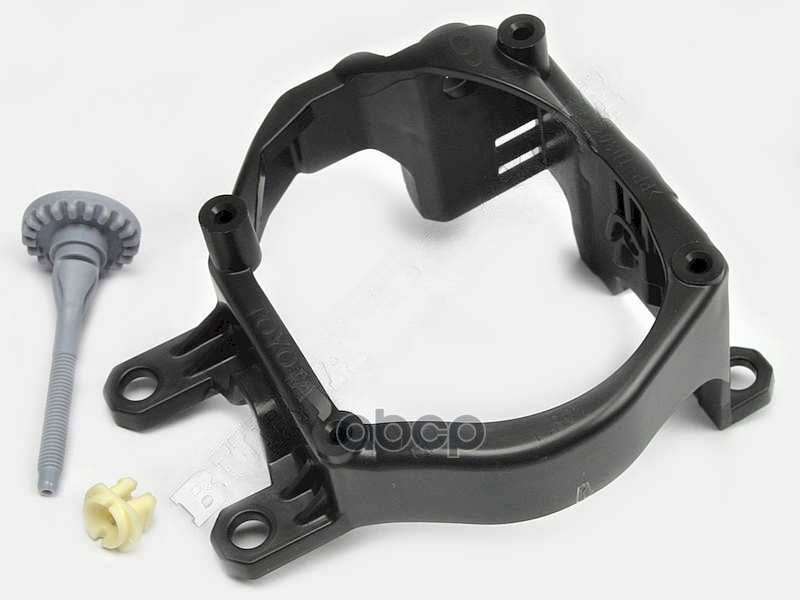 Кронштейн крепления противотуманной фары TOYOTA арт. 8121948051