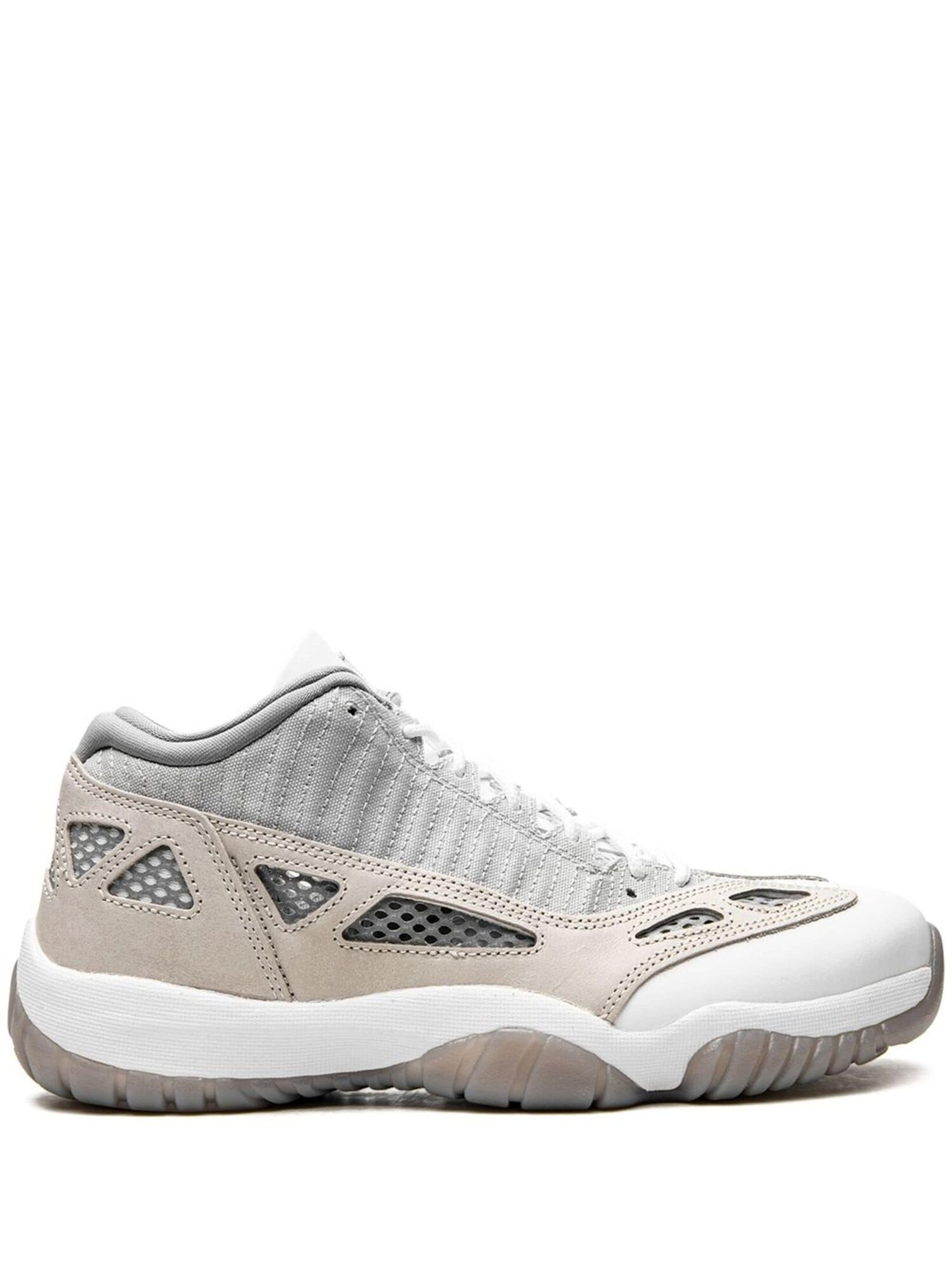 Кроссовки Air Jordan 11 Retro Low