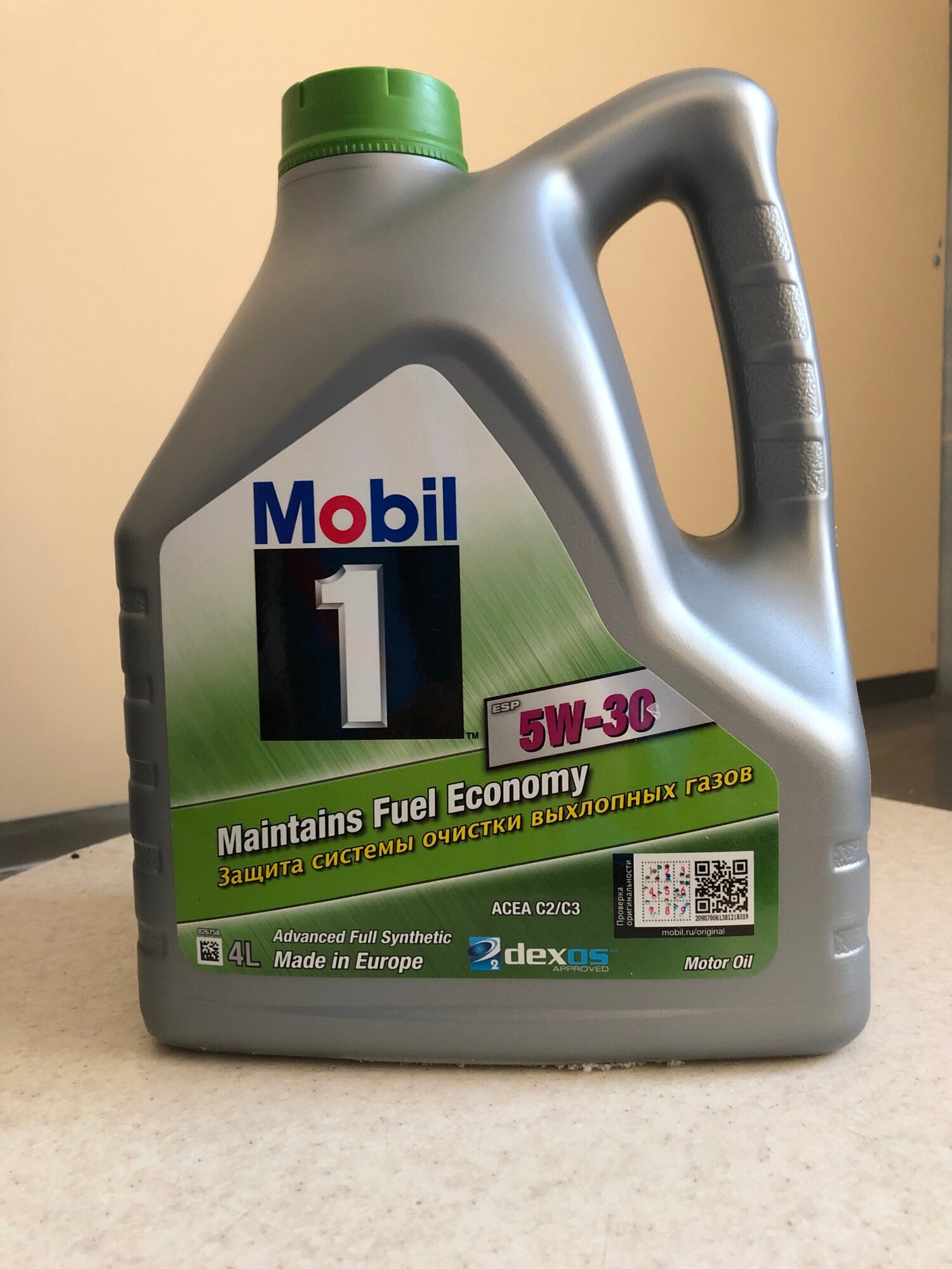 Синтетическое моторное масло MOBIL 1 ESP 5W-30, 4 л, 3.8 кг, 1 шт