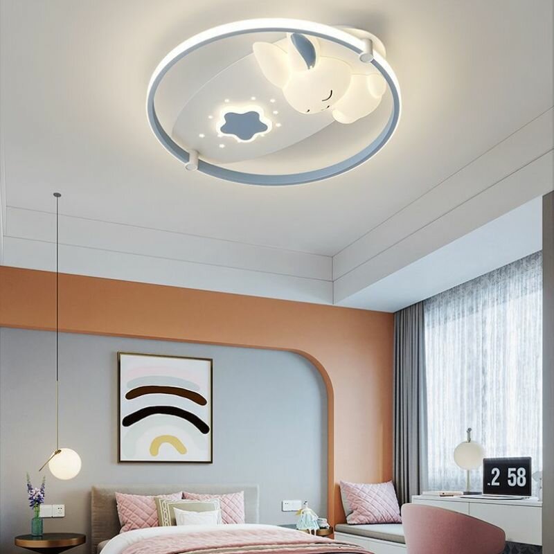 Потолочный Светильник Выполнен В Форме Мультяшного Кролика, В Теплом И Романтическом Стиле, Является Украшением Интерьера, Подходит Для Спален И Детских Комнат Мальчиков И Девочек.