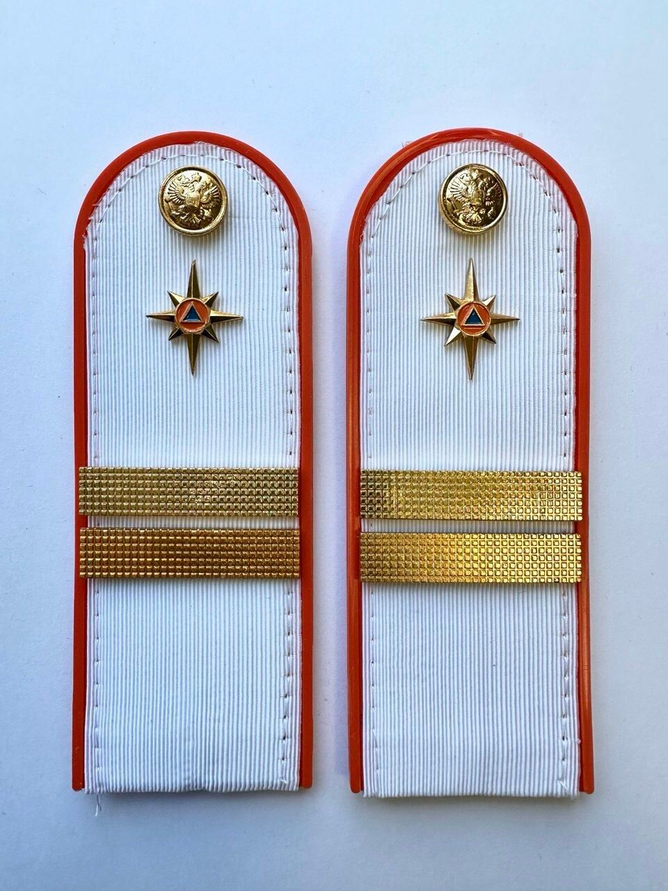 Погоны МЧС белые на рубашку Младший Сержант