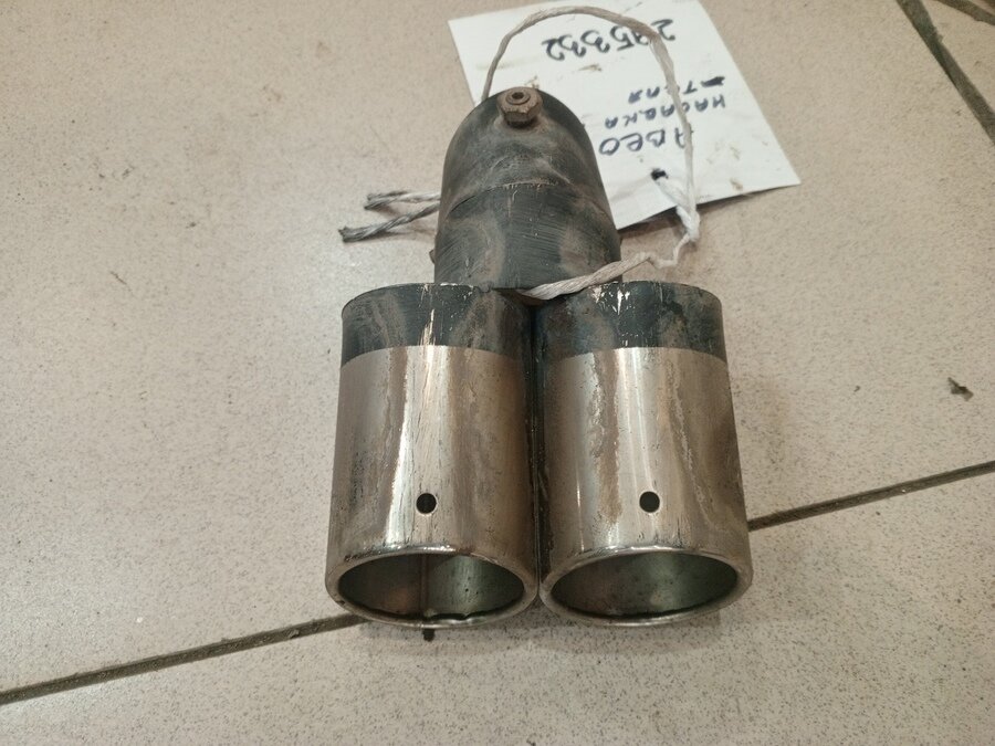 Насадка на глушитель от Chevrolet Aveo T300 2011-2015
