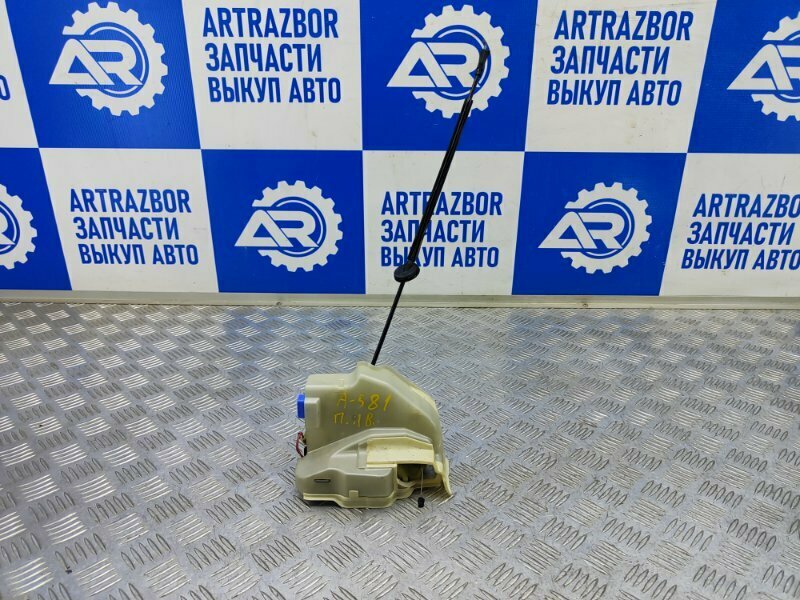 Б/У Замок двери передней левой Volkswagen Jetta 5 / Фольксваген Джетта 5 2.5 BGP 150 Л.С 2006