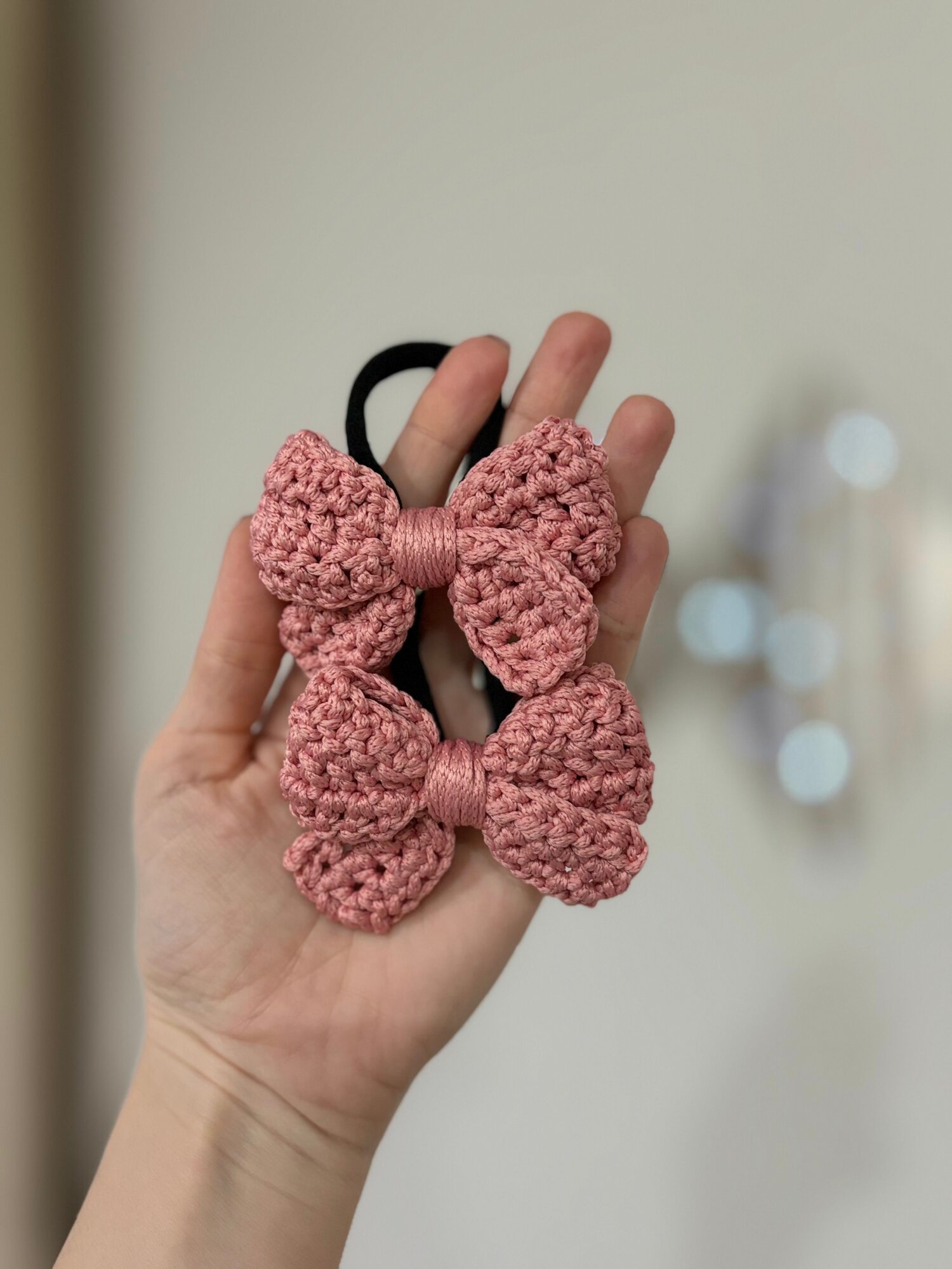 Резинка для волос с вязаным бантом ручной работы, розовый бантик