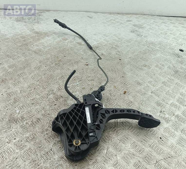 Цилиндр сцепления главный Volkswagen Passat B6