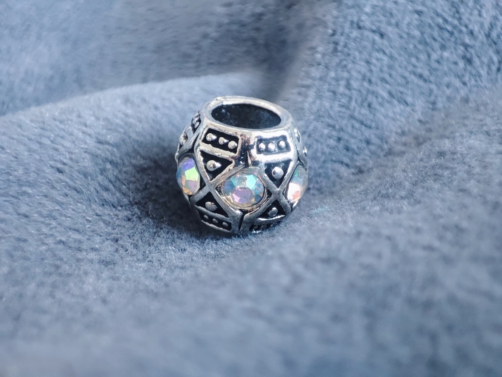 Подвеска-шарм "Камни Дракона", перламутр, непрозрачная, серебристая