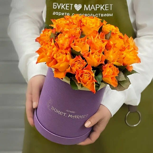 Монобукет Букет Маркет "Кенийские розы", оранжевые, в шляпной коробке, 40см, 19шт