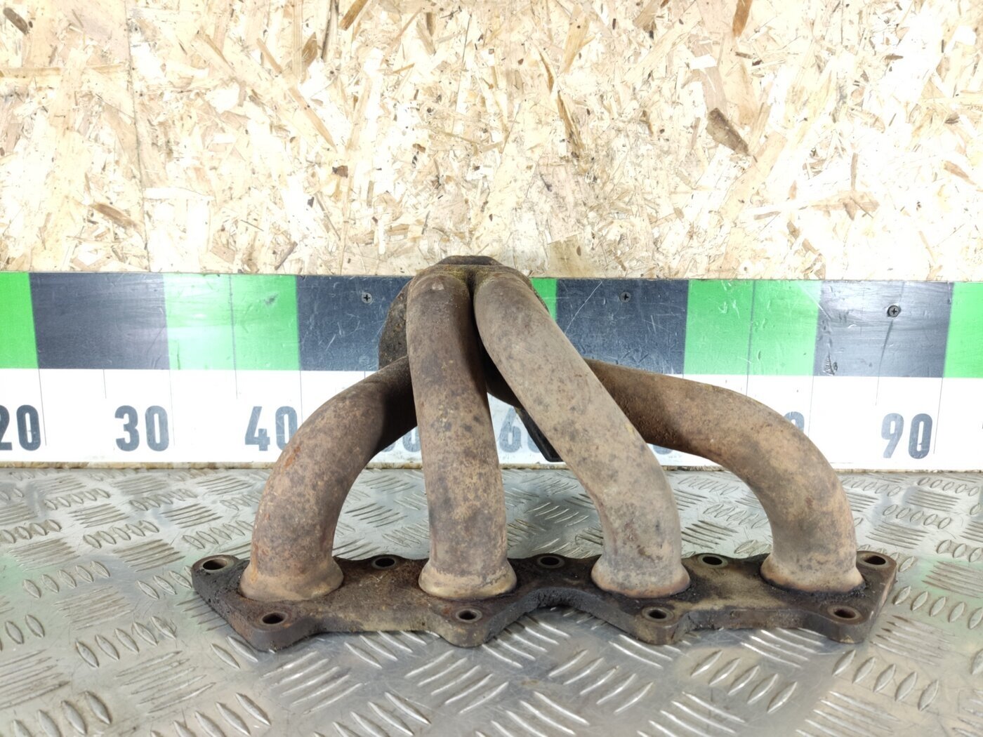 Коллектор выпускной MITSUBISHI Carisma 2000 2003 MR204630