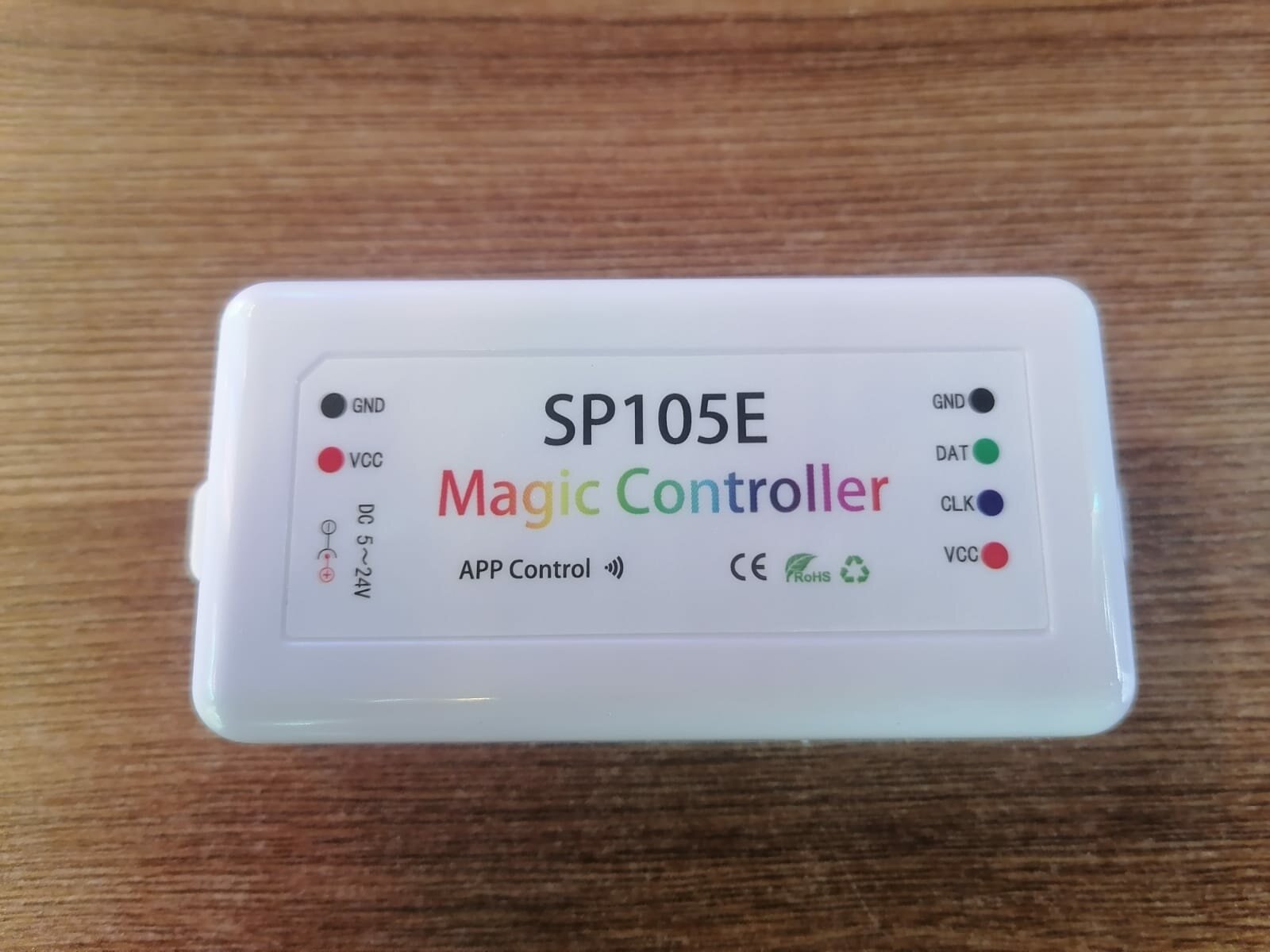 Контроллер SP-105 для адресной ленты с Bluetooth-управлением