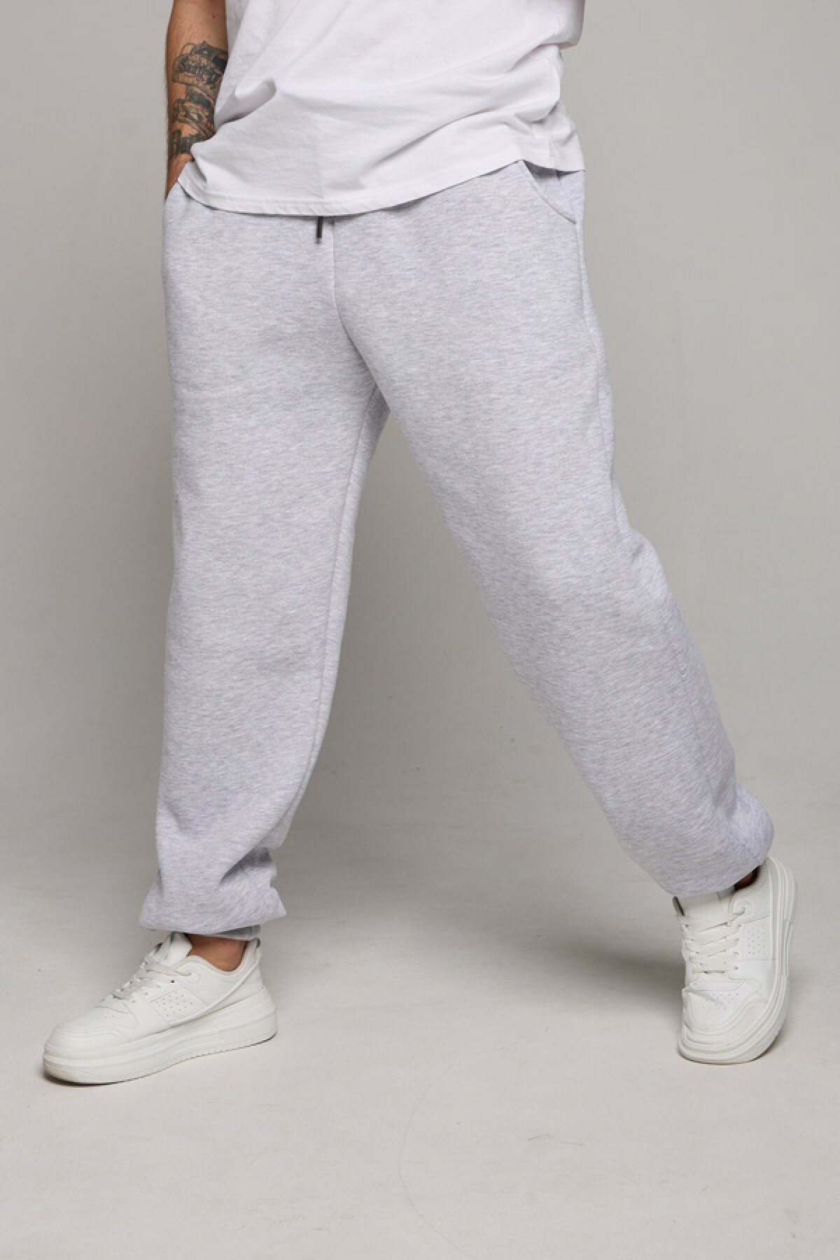 Брюки джоггеры