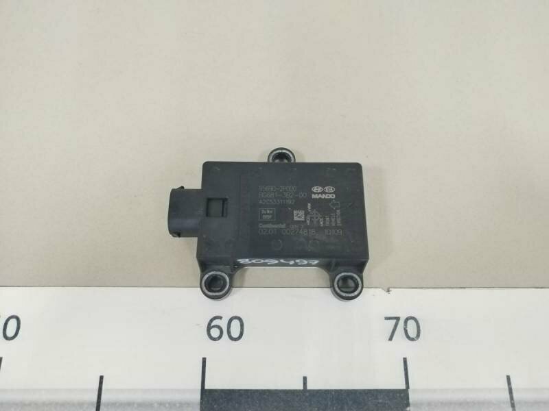 Датчик ускорения Kia Sorento XM 2009 кат.номер: 956902P000