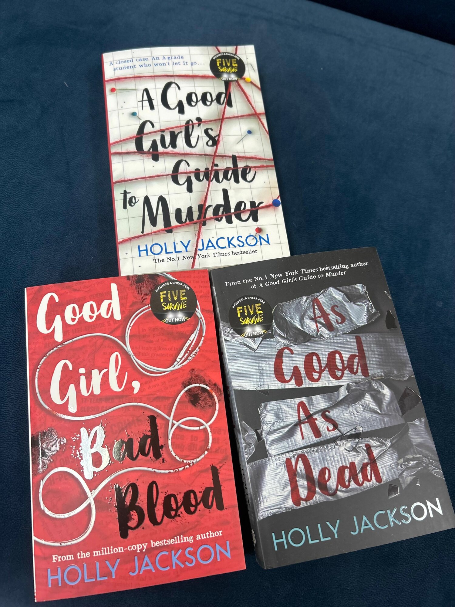 A Good Girl's Guide to Murder Series, мягая обложка. A Good Girl's Guide to Murder, Bad Blood; as Dead ; Holly Jackson