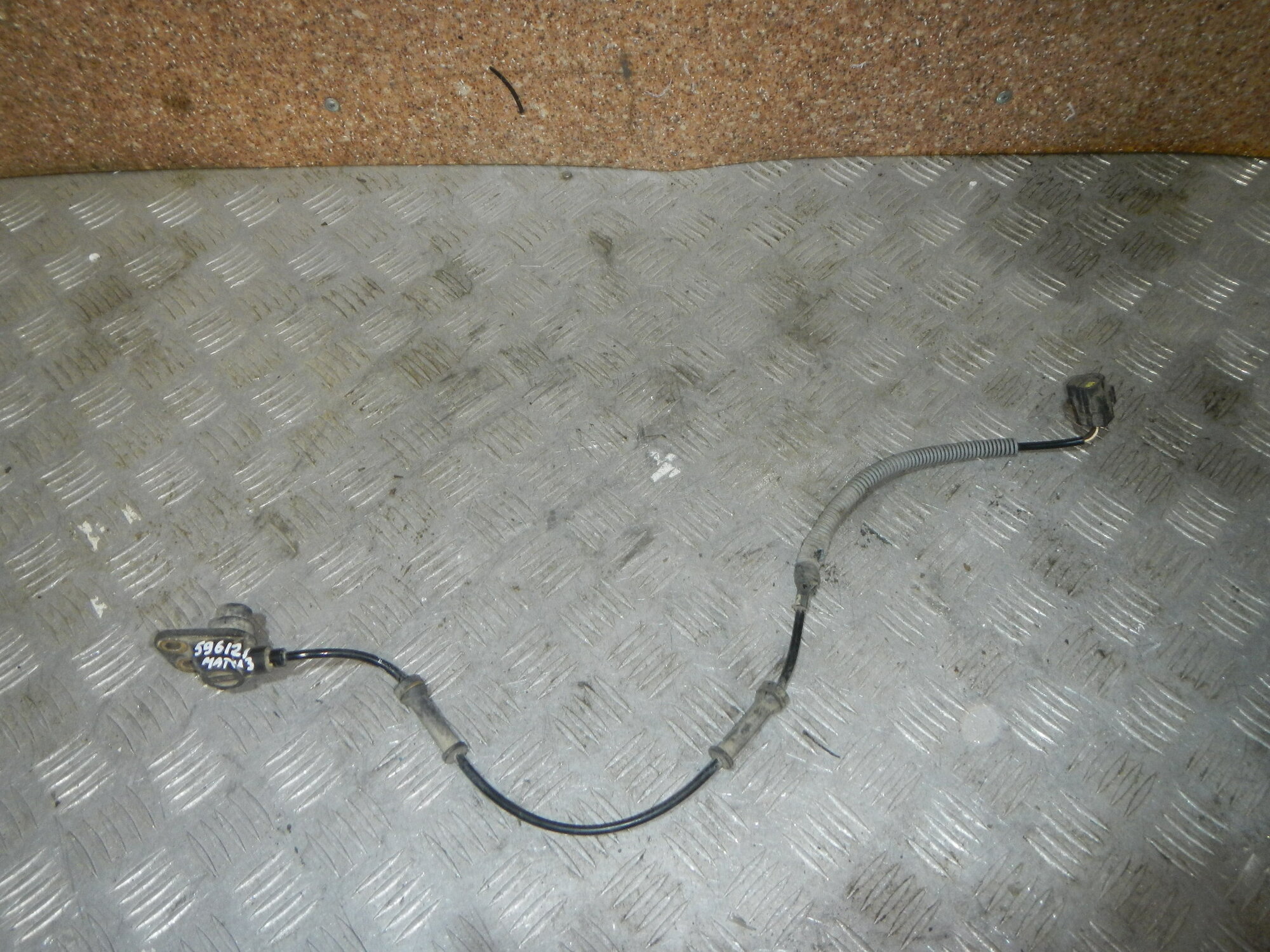 Б/У Датчик ABS передний правый, Daewoo (Дэу)-MATIZ (01-15) DAEWOO MATIZ (01-15) Повреждение изоляции. 596121 GENERAL MOT...