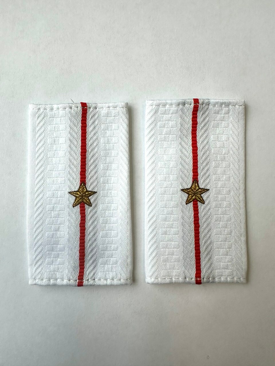 Фальш погоны Полиции нового образца Белые звание Младший лейтенант 9х5 см