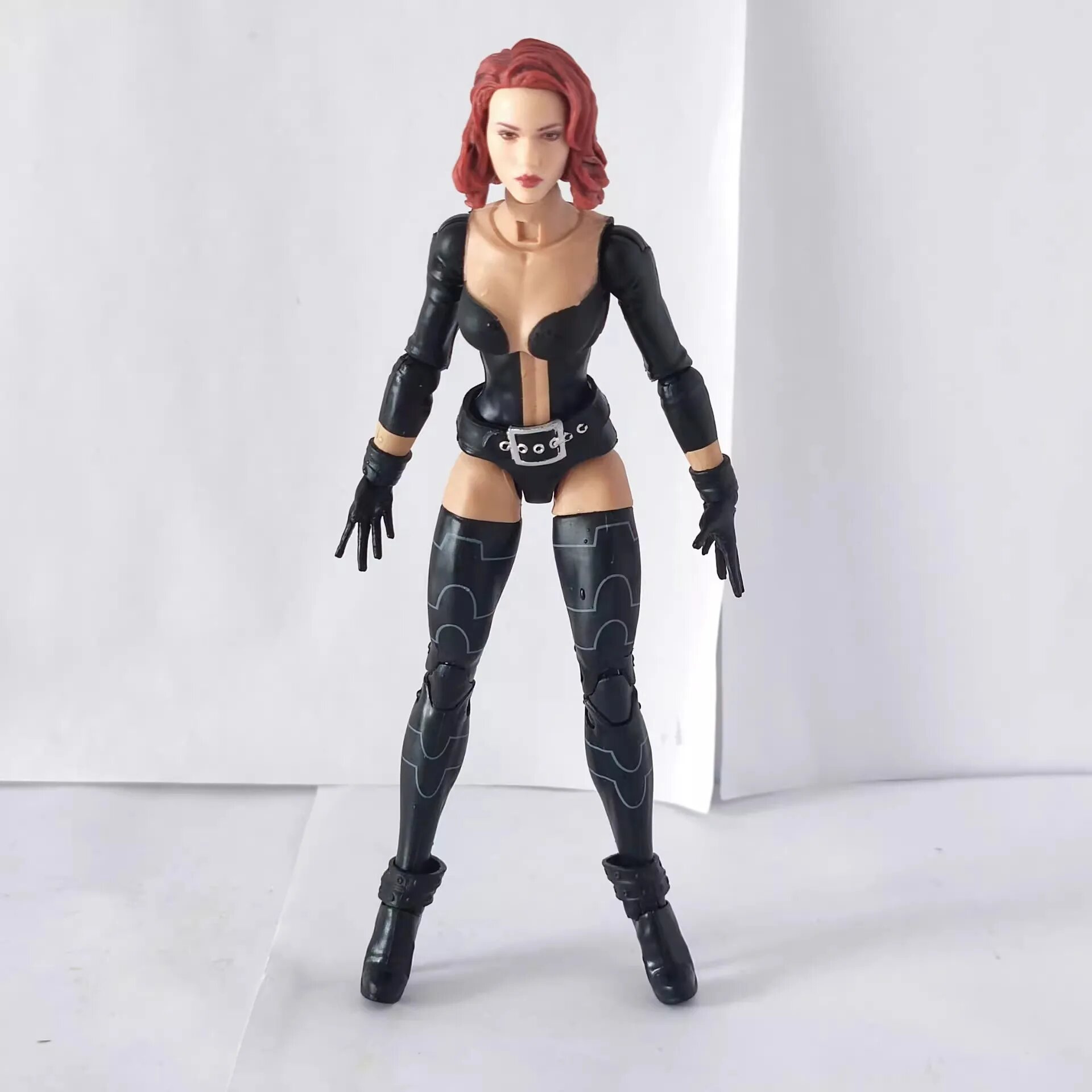 Black Widow Marvel Legends 6" Фигурка без плаща и воротника