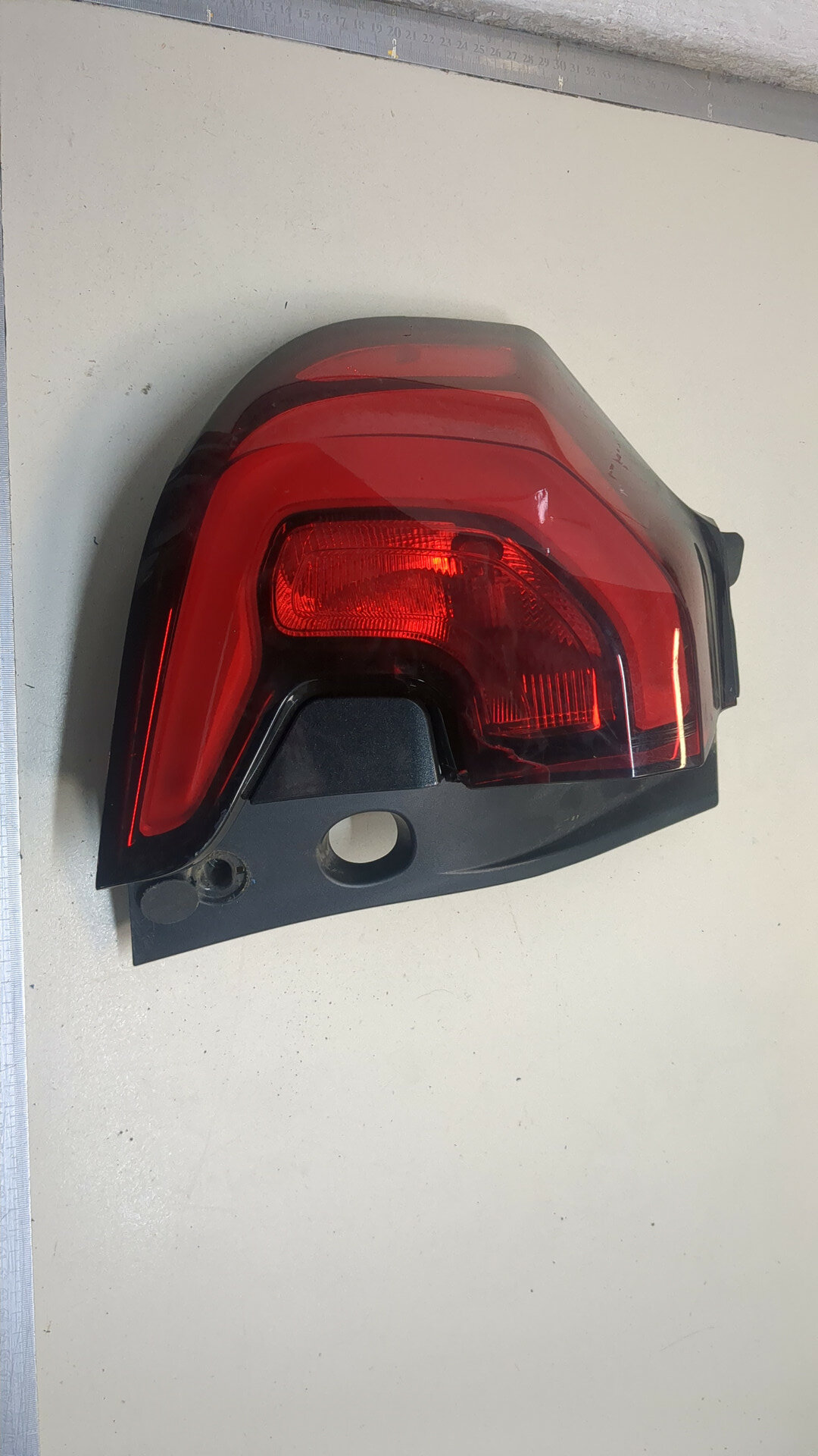 Фонарь (задний) левый GMC Terrain Б/У