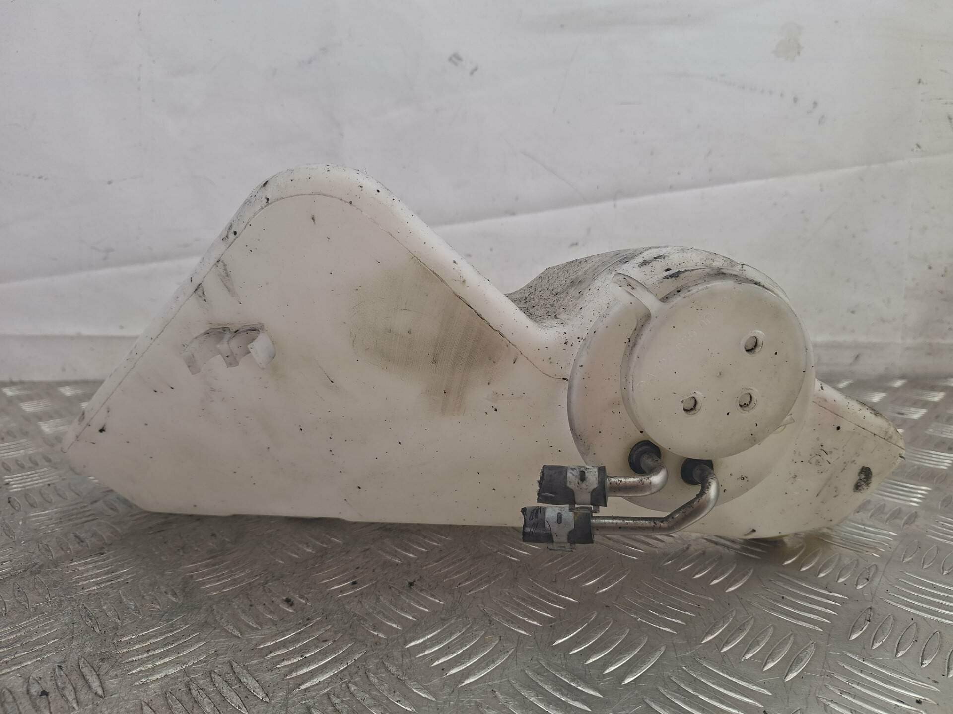 Бачок омывателя Mercedes-Benz A W168 рест. (2001 - 2004) 1688690320