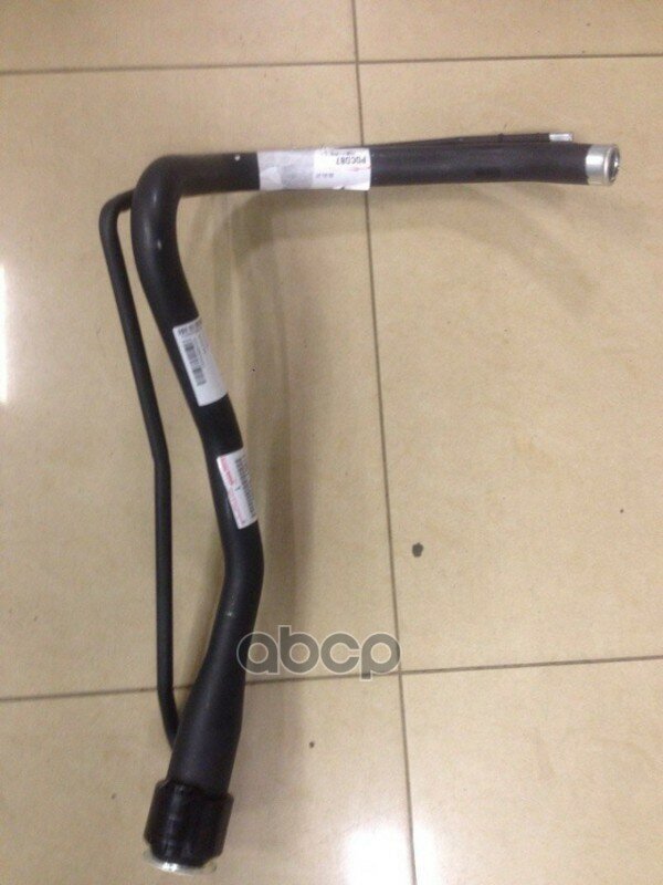 Горловина бензобака TOYOTA арт. 7720133282