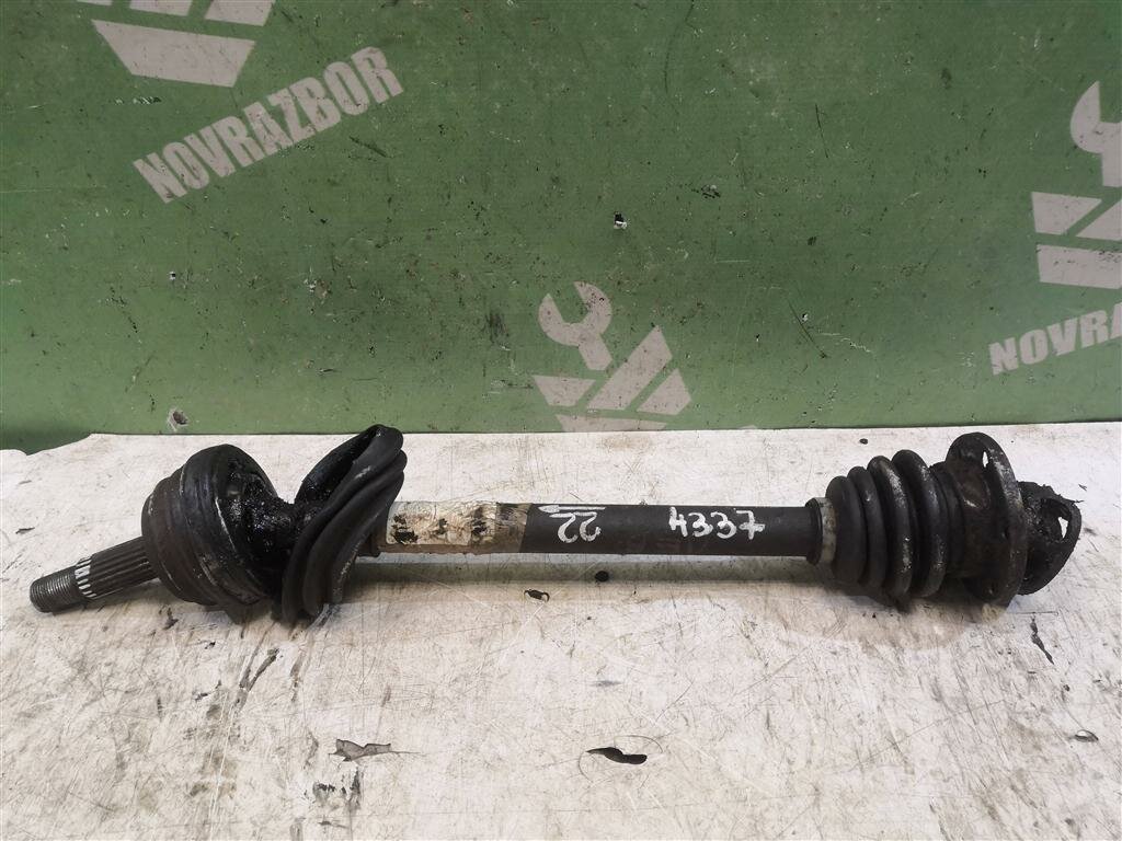 Полуось передняя левая VW Golf 2 Jetta 2 83-92