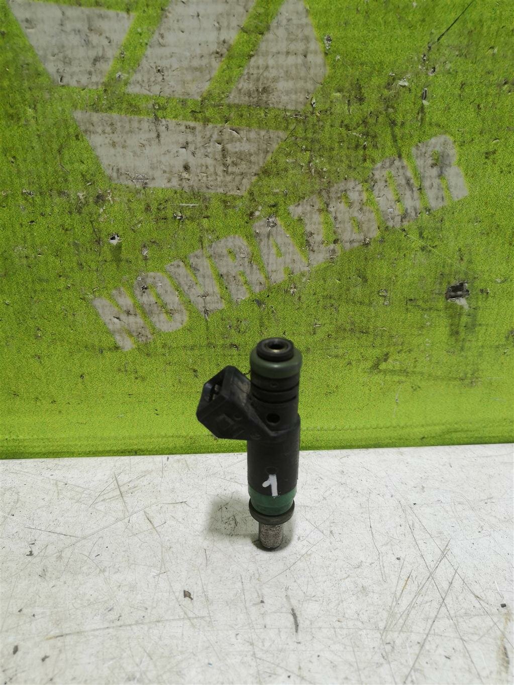 Форсунка инжекторная Ford Focus 2 05-08