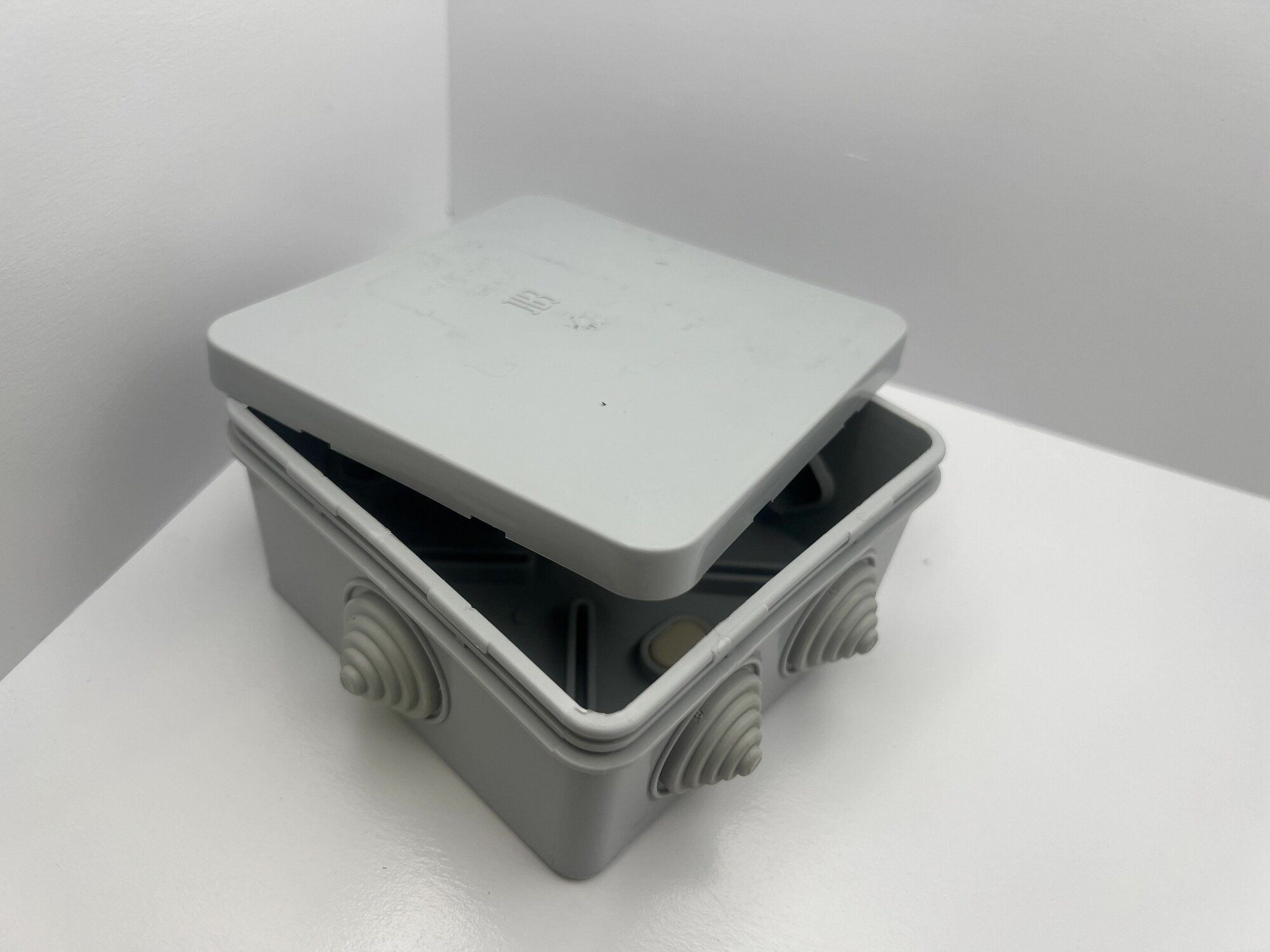 Alutech, Коробка монтажная MB/IP55, 316017000, 1 шт.