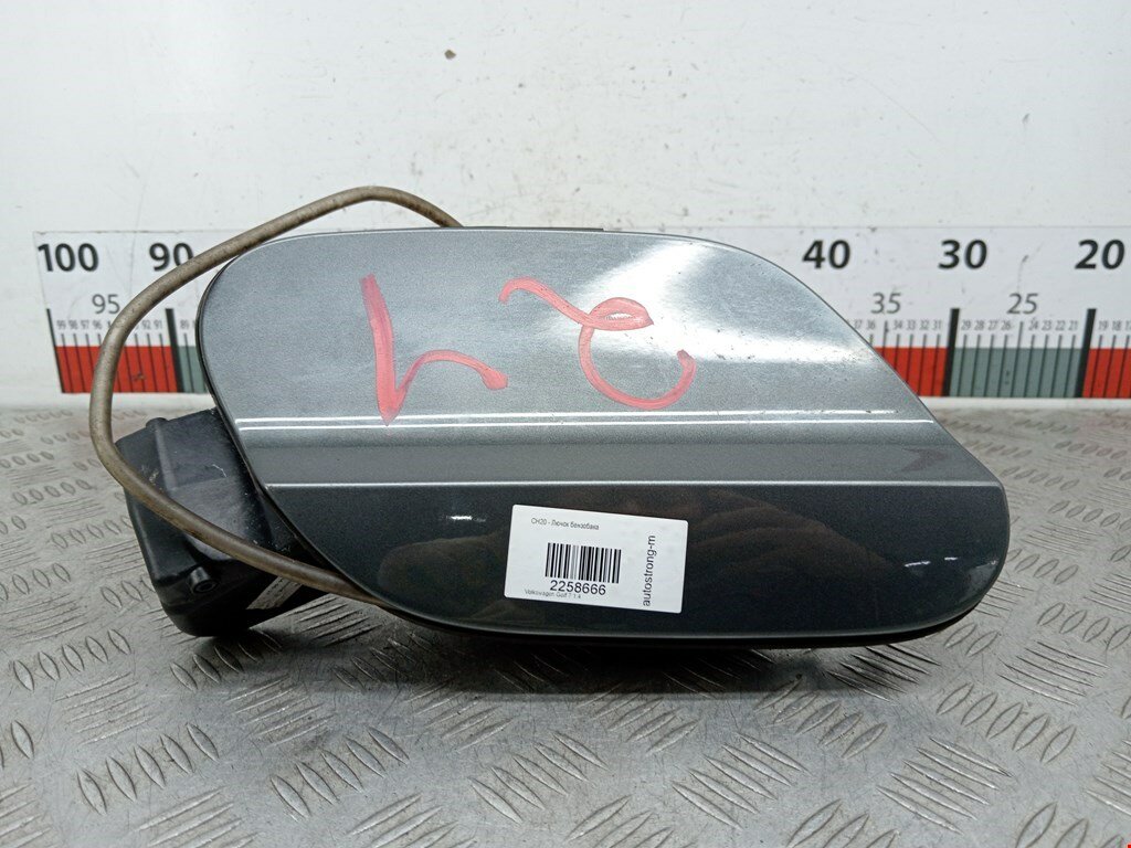Лючок бензобака Volkswagen Golf Sportsvan 510809857A арт. 2258666