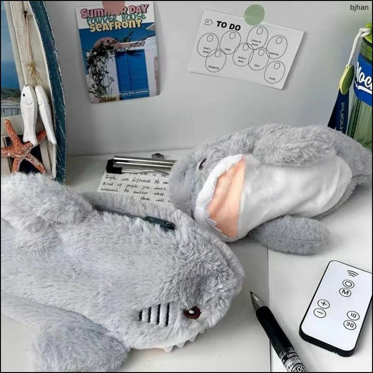 WQT Мягкий пенал в форме акулы