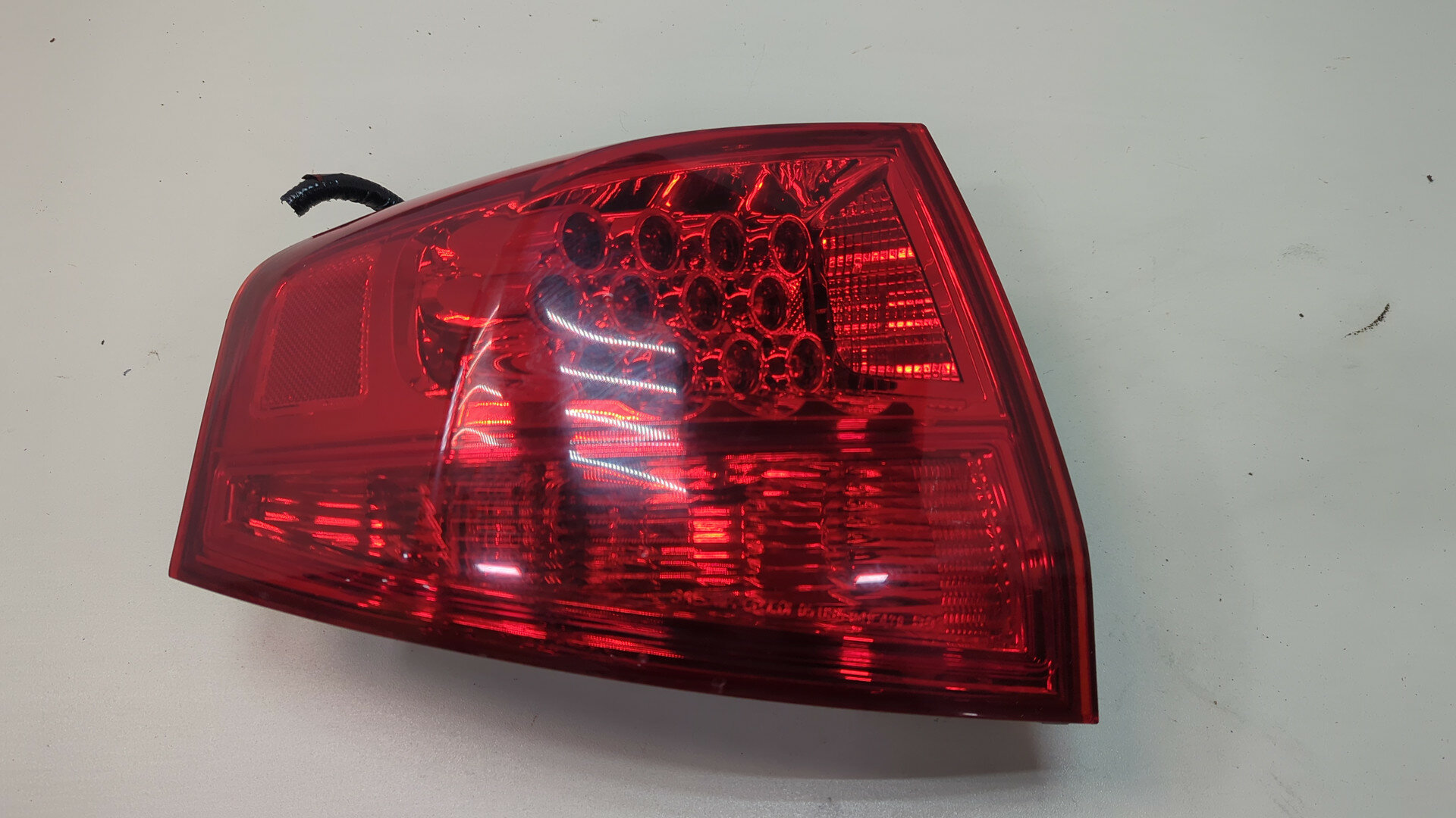 Фонарь (задний) левый Acura MDX Б/У