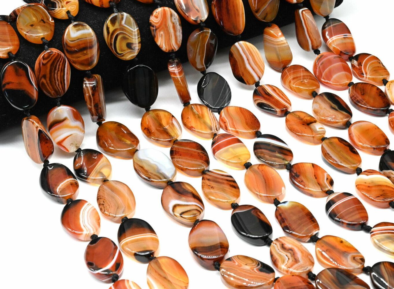 Бусины из сардоникса овал витой 20*27мм, 41см, 14 бусин .