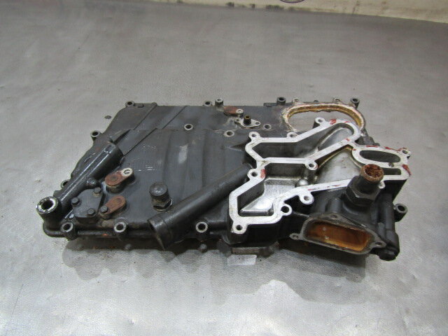 Крышка маслоохладителя в сборе с теплообменником двигателя DC13 SCANIA P, G, R