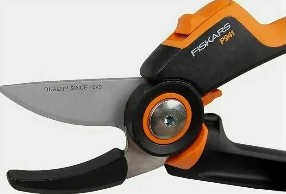 Секатор контактный X-series PowerGear L P941 FISKARS (1057174)