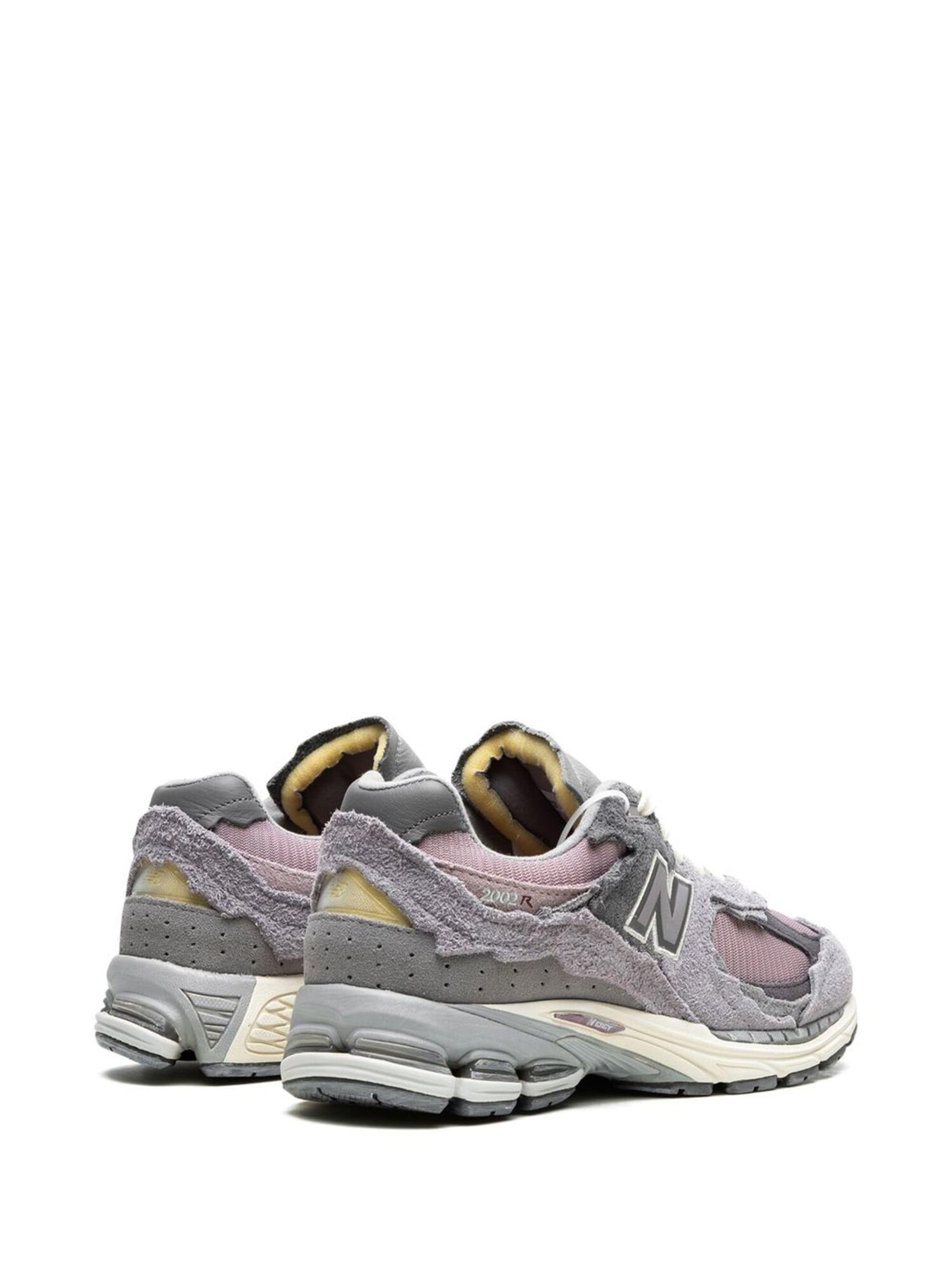 Кроссовки New Balance 2002R Protection Pack, размер 47.5 EU, pink — фото 1