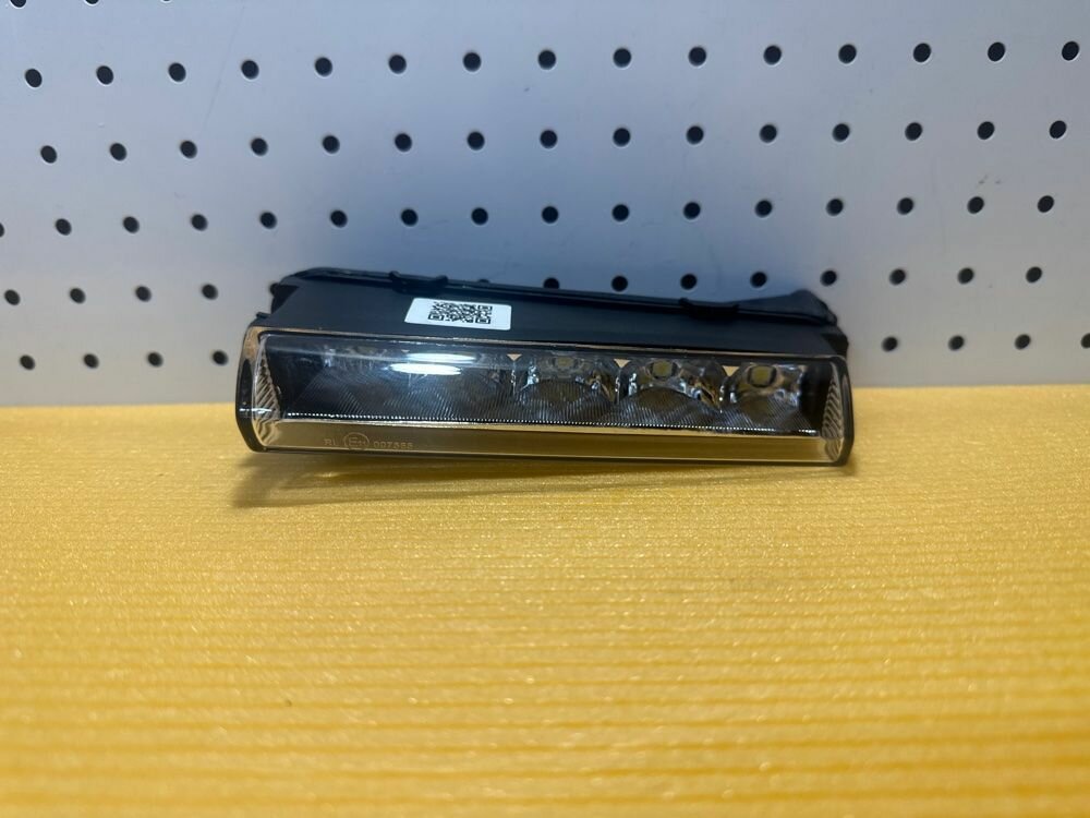 Фара левая (ходовые огни) LED MERCEDES ACTROS MP4 MP5 (мерседес актрос)