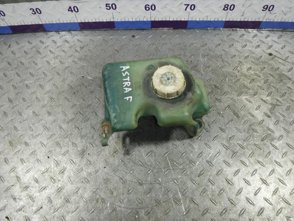 Бачок омывателя лобового стекла Opel Astra F 1450545