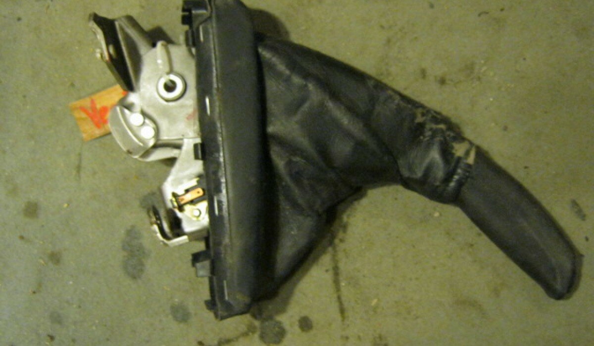 Рычаг стояночного тормоза Vectra B Opel 0574067