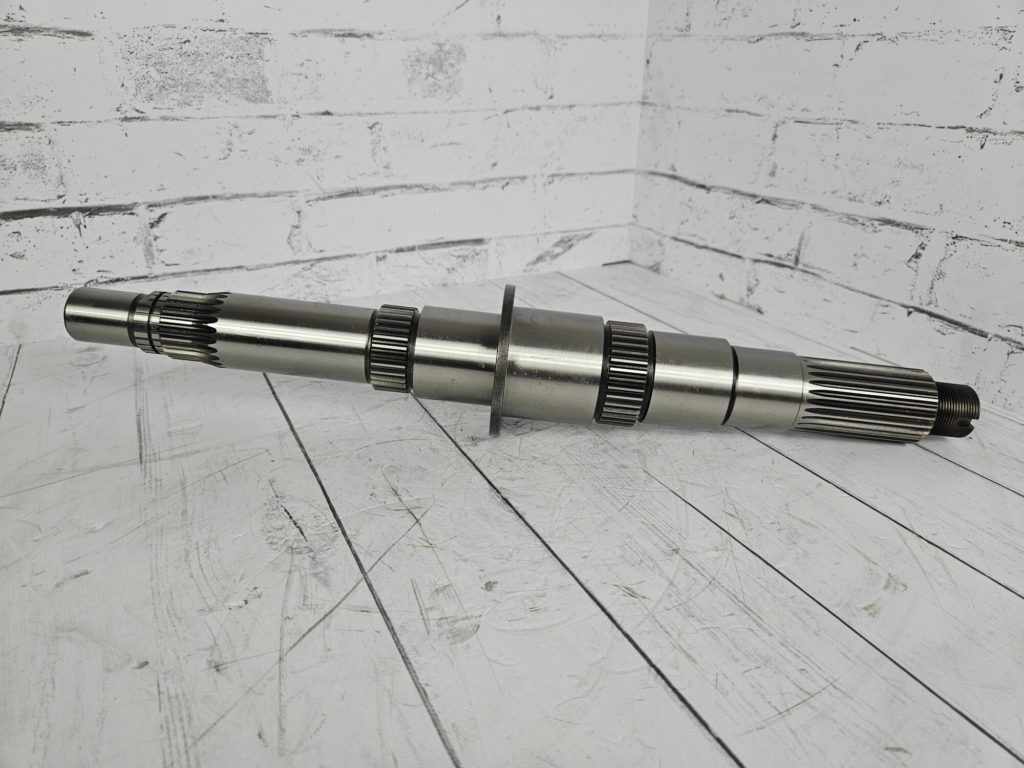 Вал вторичный КПП автохис для а/м ГАЗон Next и Паз Вектор Некст арт. С41R11-1701105