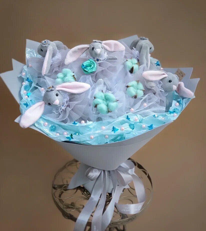 Авторский букет из мягких игрушек "Тиффани"