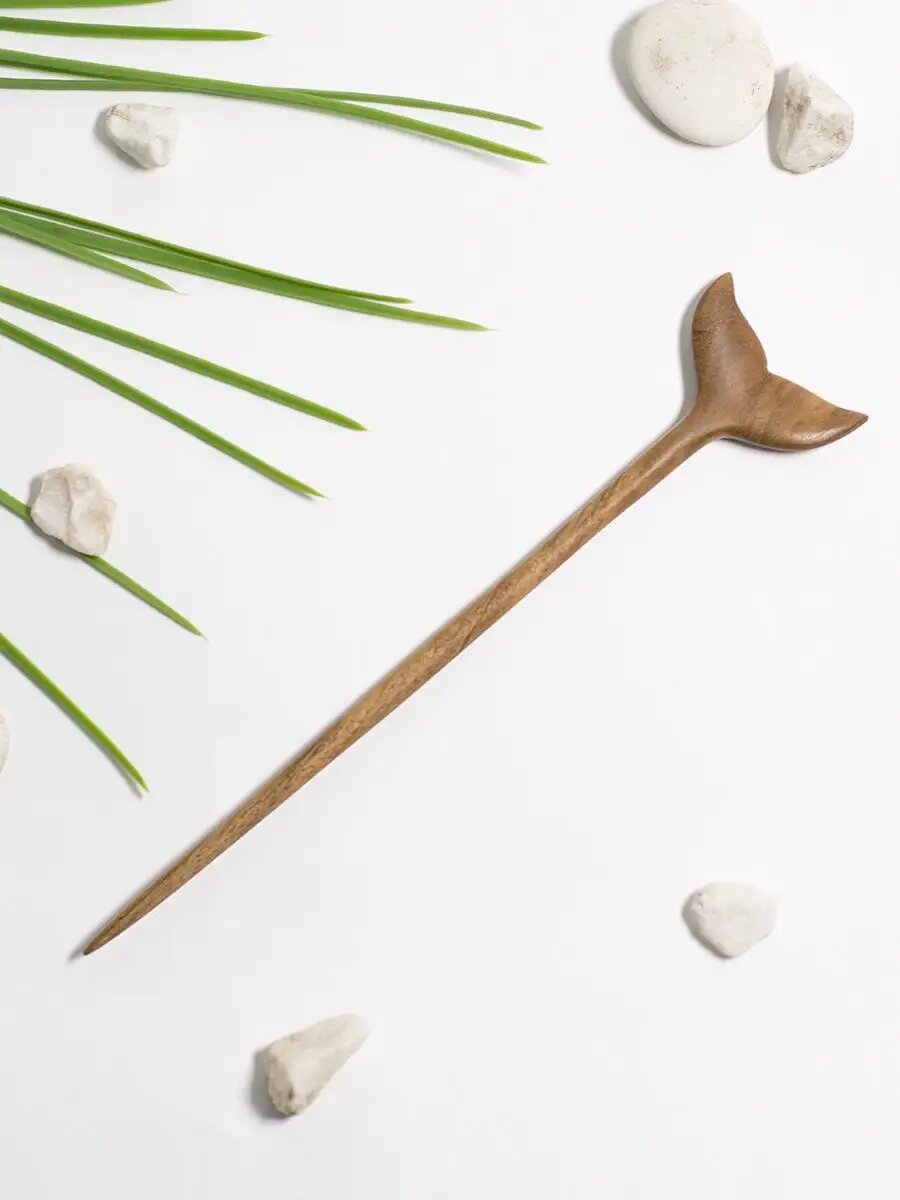 Деревянная шпилька Китовый хвост 20 см