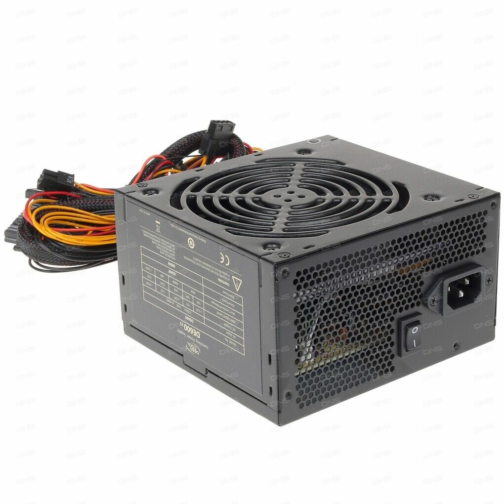 Блок питания Deepcool DE600 v2 450W (DP-DE600US-PH) черный - 450 Вт, ATX 20+4 пин, 8 pin CPU, 4 SATA, 1 x 6+2 pin PCI-E