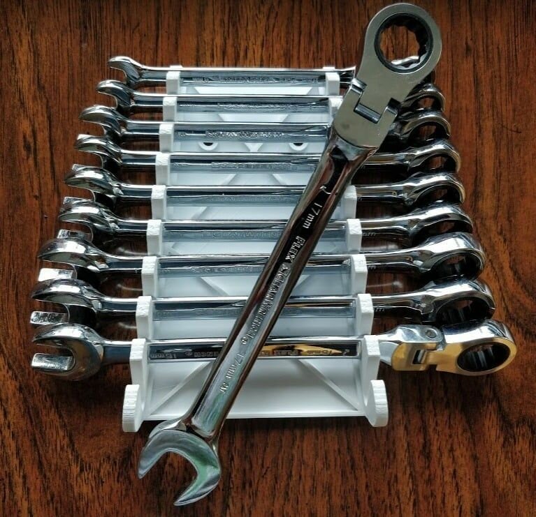 Держатель для гаечных ключей на стену - белый