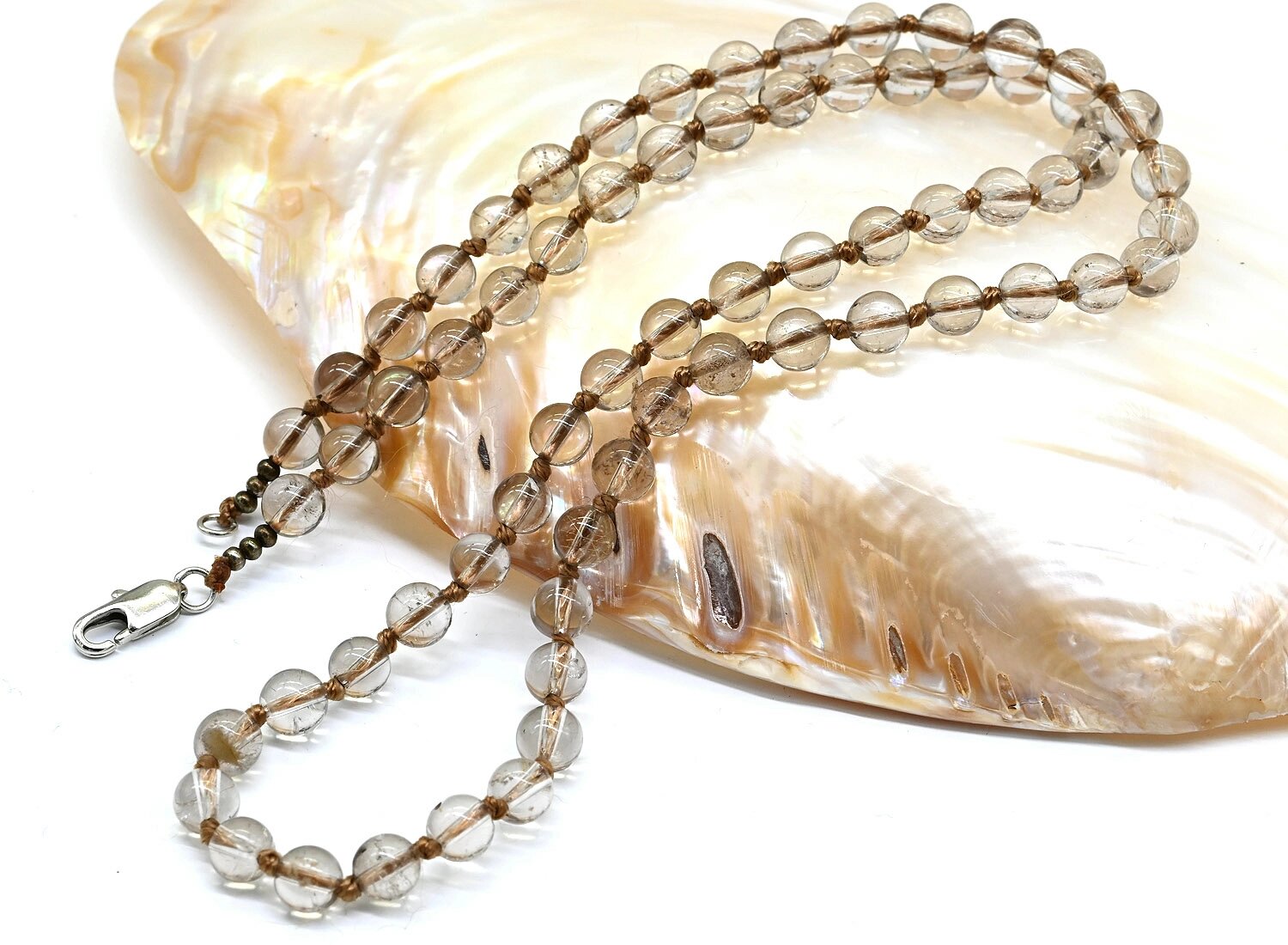 Бусы, топаз